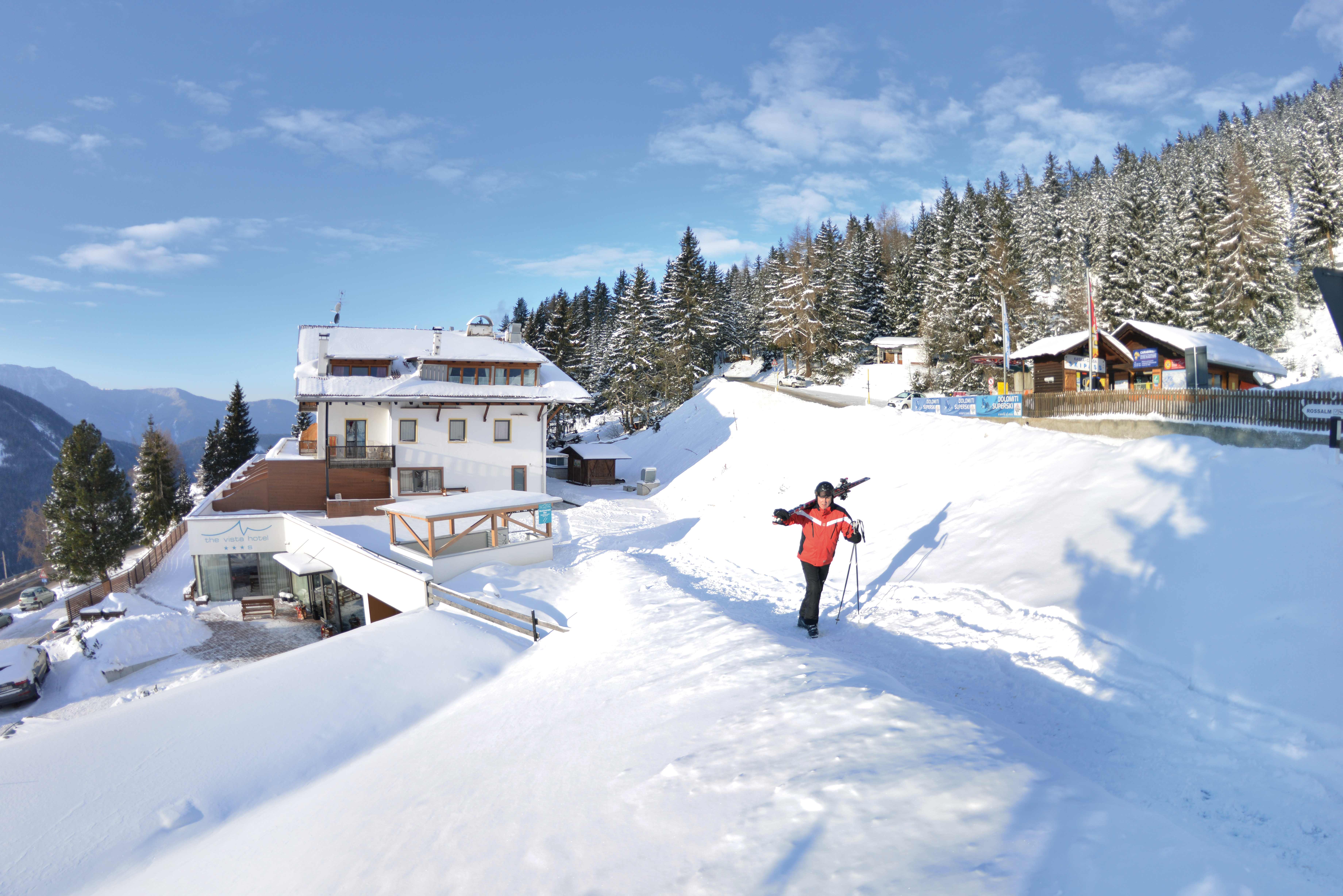 Ski in ski out in the Dolomites | The Vista Hotel on the Plose